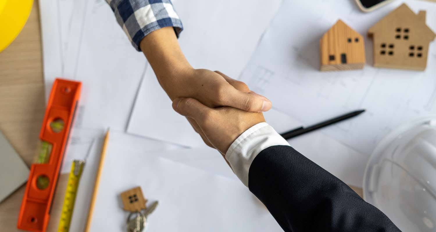 Ensure Your Safety: How to Protect Yourself When Hiring a Contractor ...